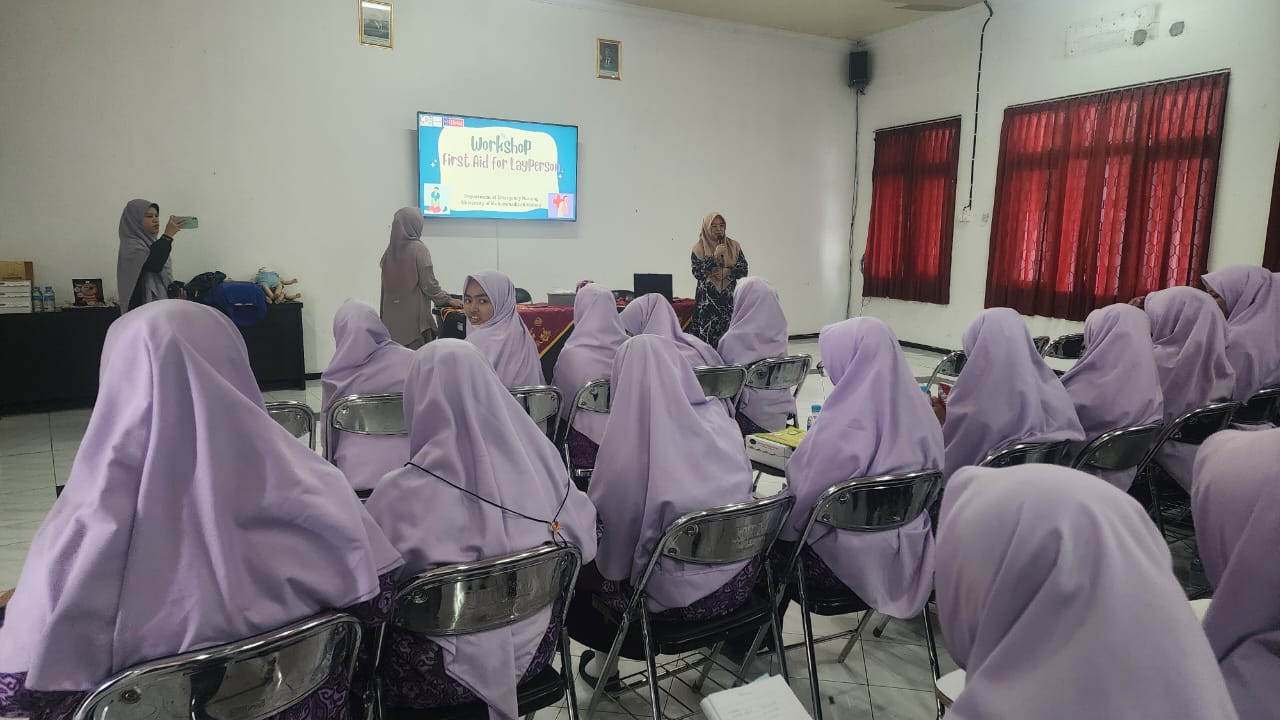 SMK Kesehatan Mawaddah Jetis Ponorogo Kunjungi FIKES UMM: Mengenal ...