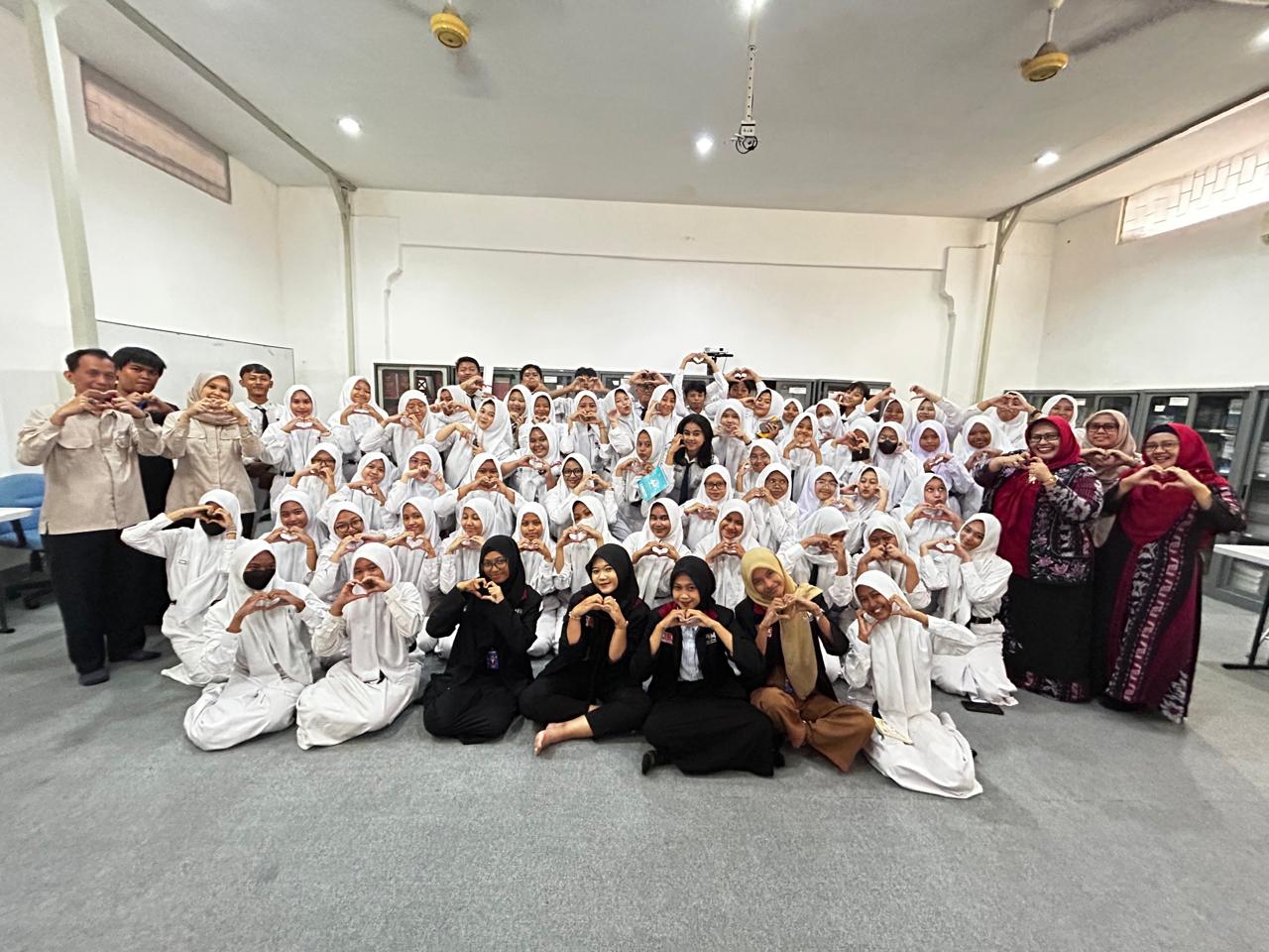 Kaprodi Farmasi dan Kaprodi Apoteker FIKES UMM Sosialisasi Karir di ...
